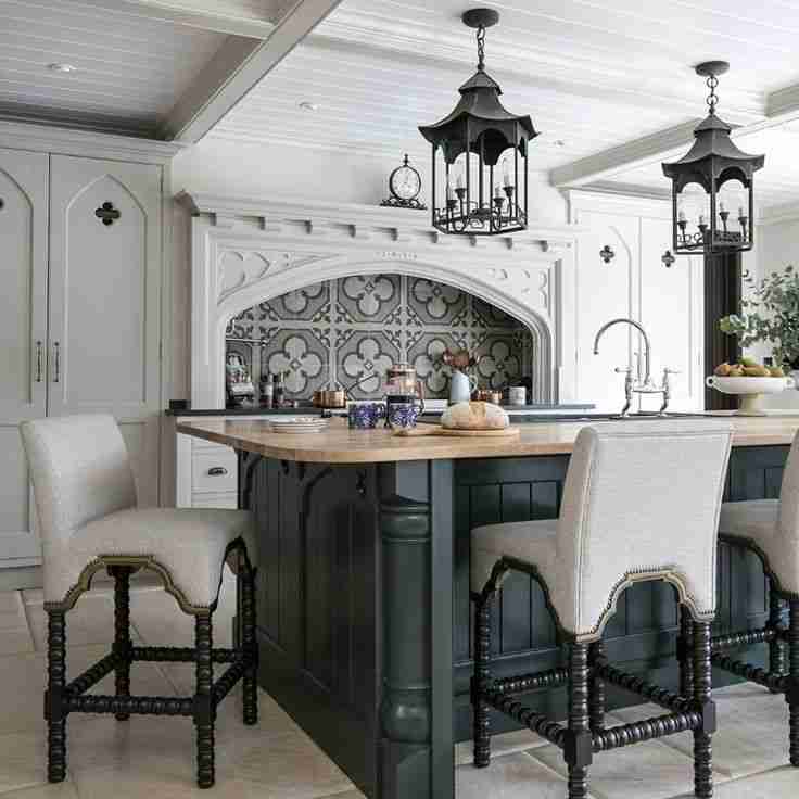 Reasons to Consider Gothic Farmhouse for Your Interior