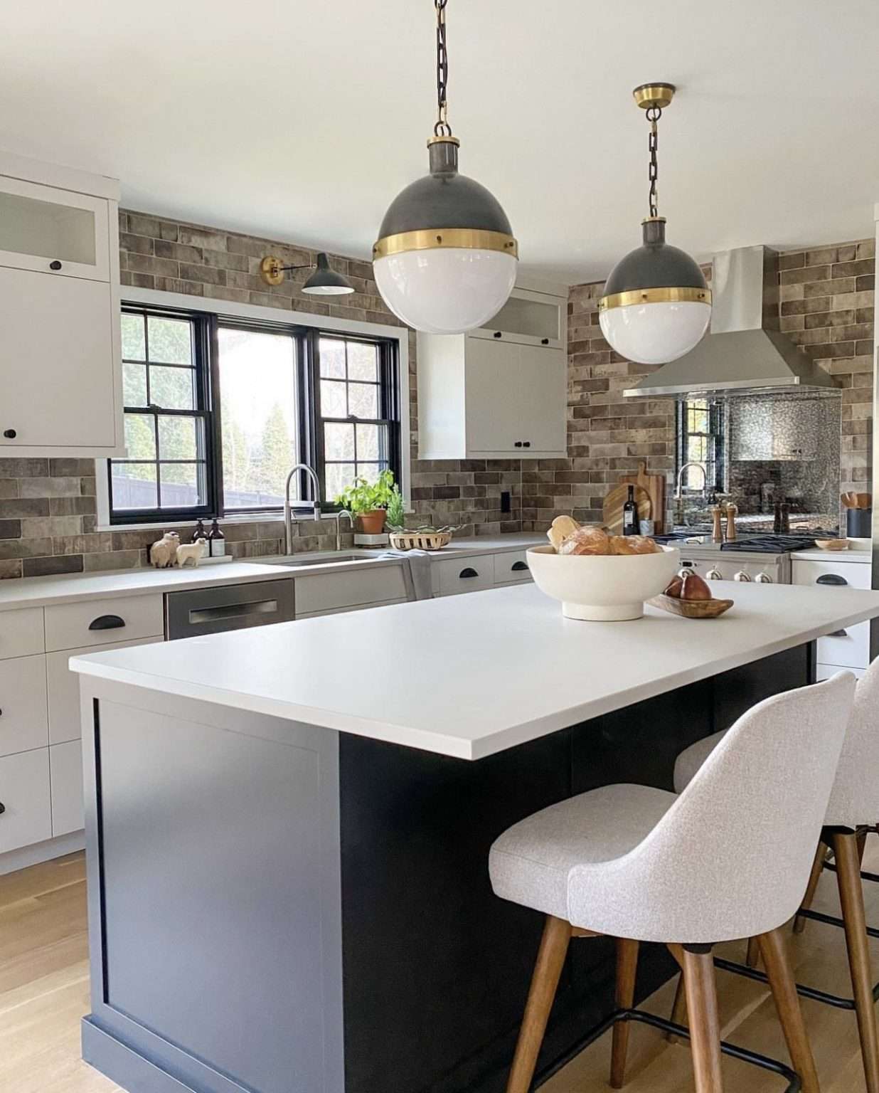 21 Kitchen Island Lighting Ideas To Make a Statement