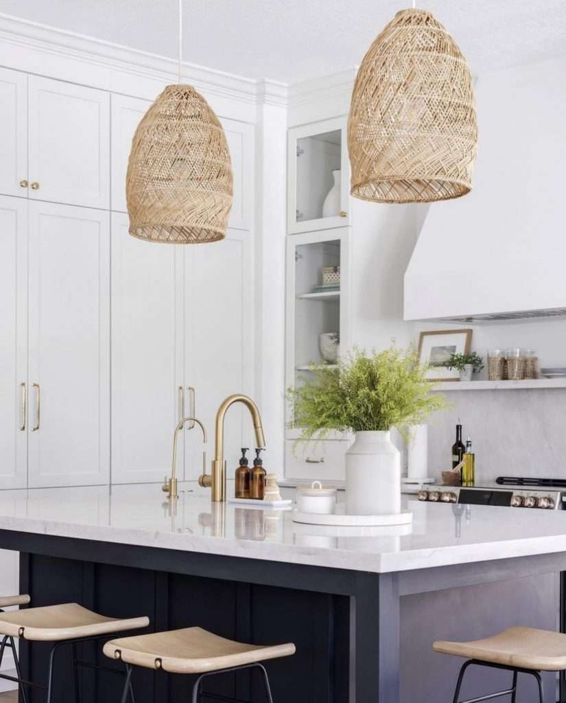 21 Kitchen Island Lighting Ideas To Make a Statement