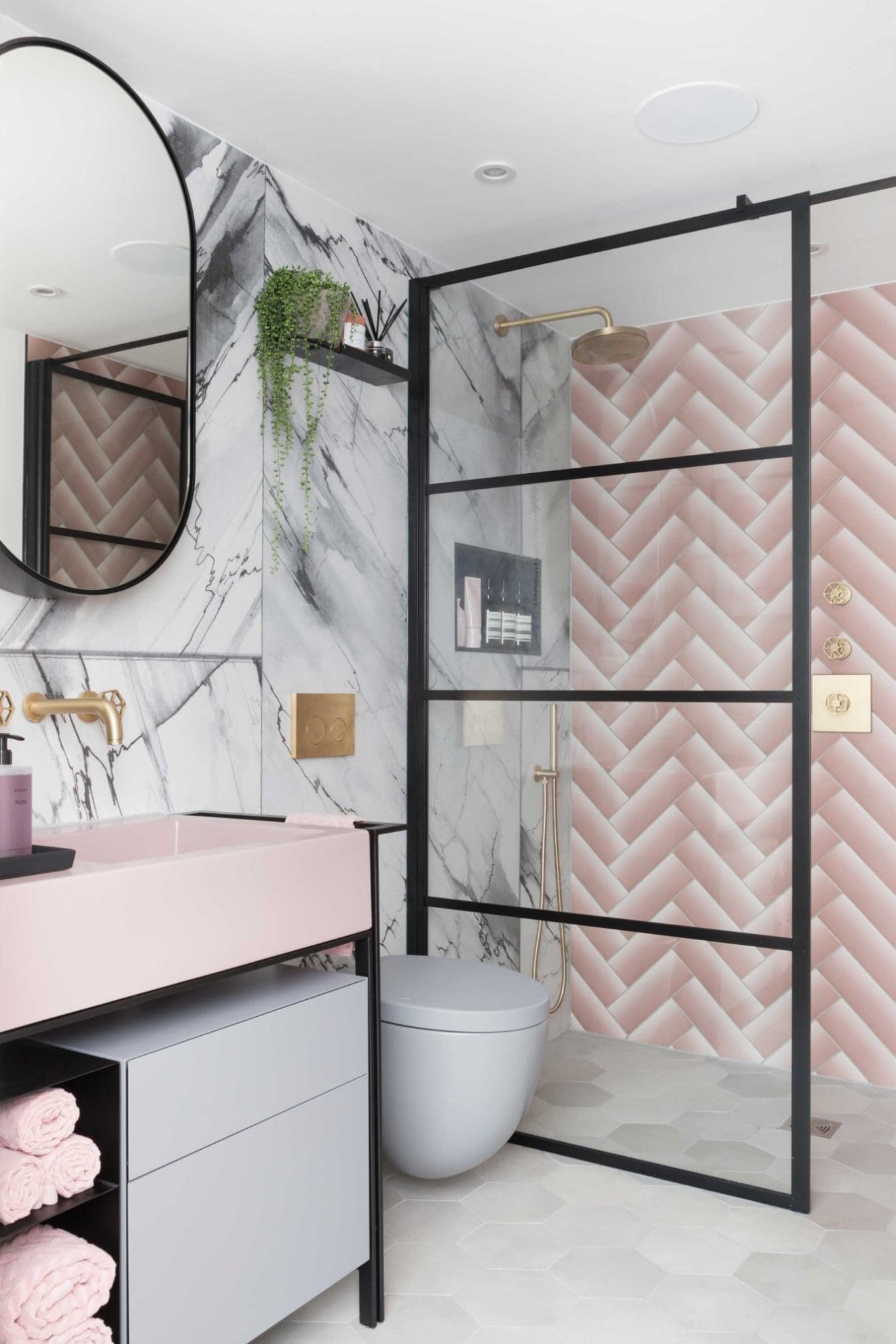 12 Best Curbless Shower Ideas