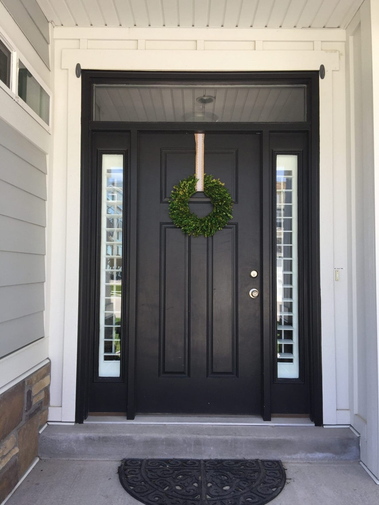 45 Modern Black Front Door Ideas (With Photos)