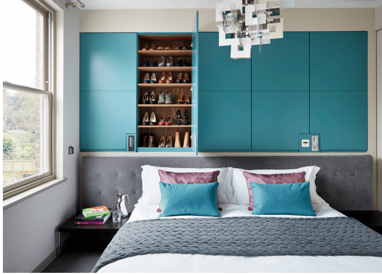 24 Cupboard Design For Small Bedrooms (With Pictures)