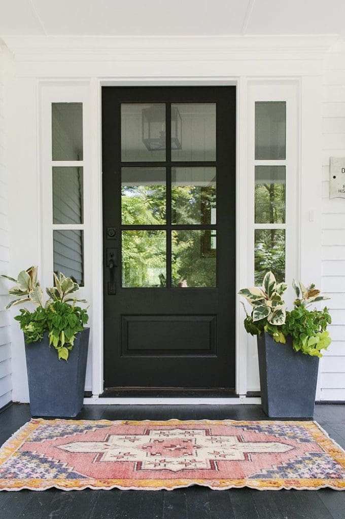 45 Modern Black Front Door Ideas (With Photos)