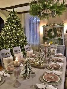 50+ Elegant Christmas Table Decor Ideas to Inspire You