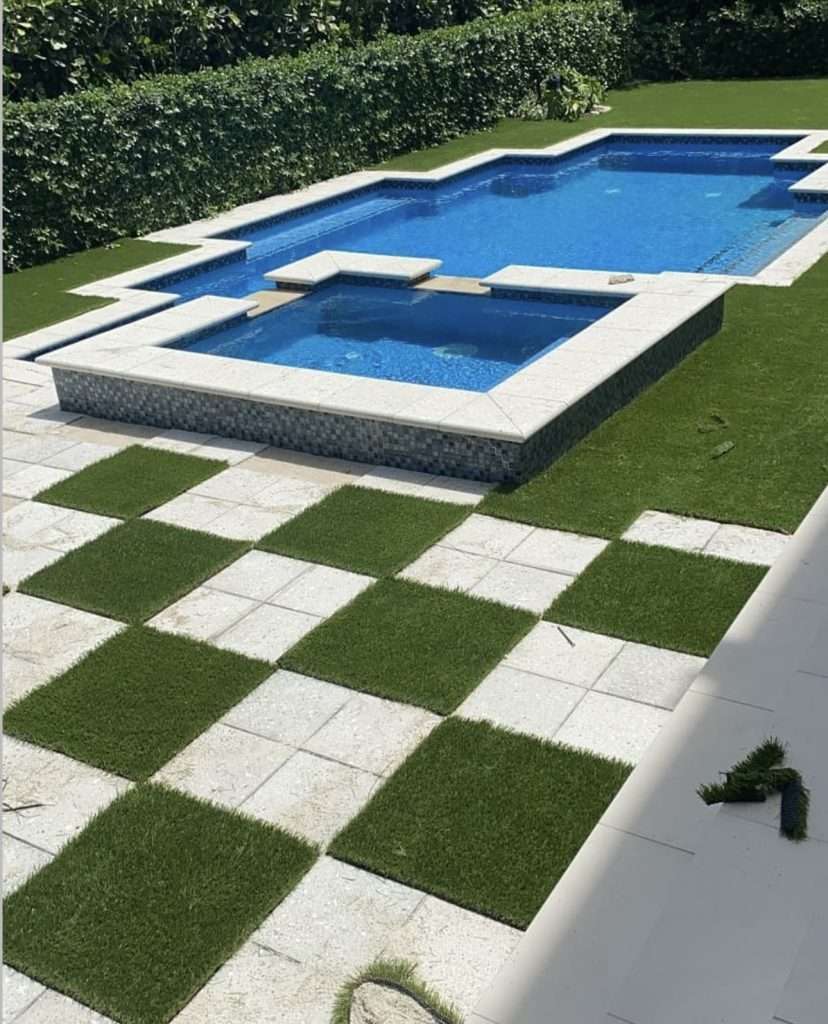 20 Best Artificial Grass Around Pool Ideas