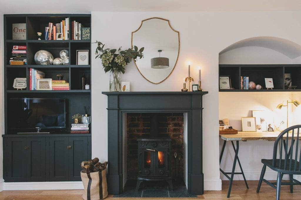 24 Stunning Living Room Alcove Shelving Ideas