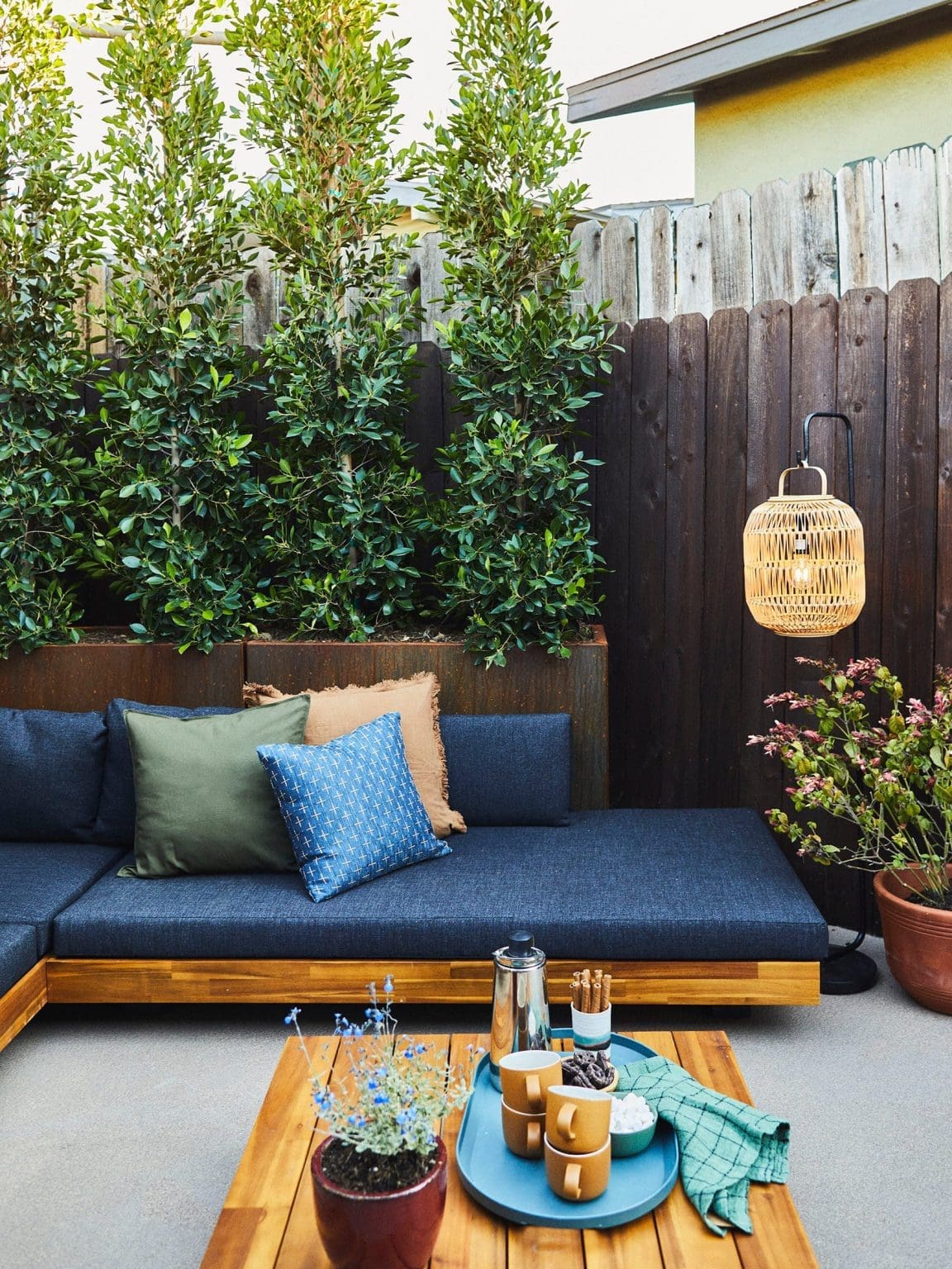 24 Small Backyard Patio Ideas For The Perfect Escape