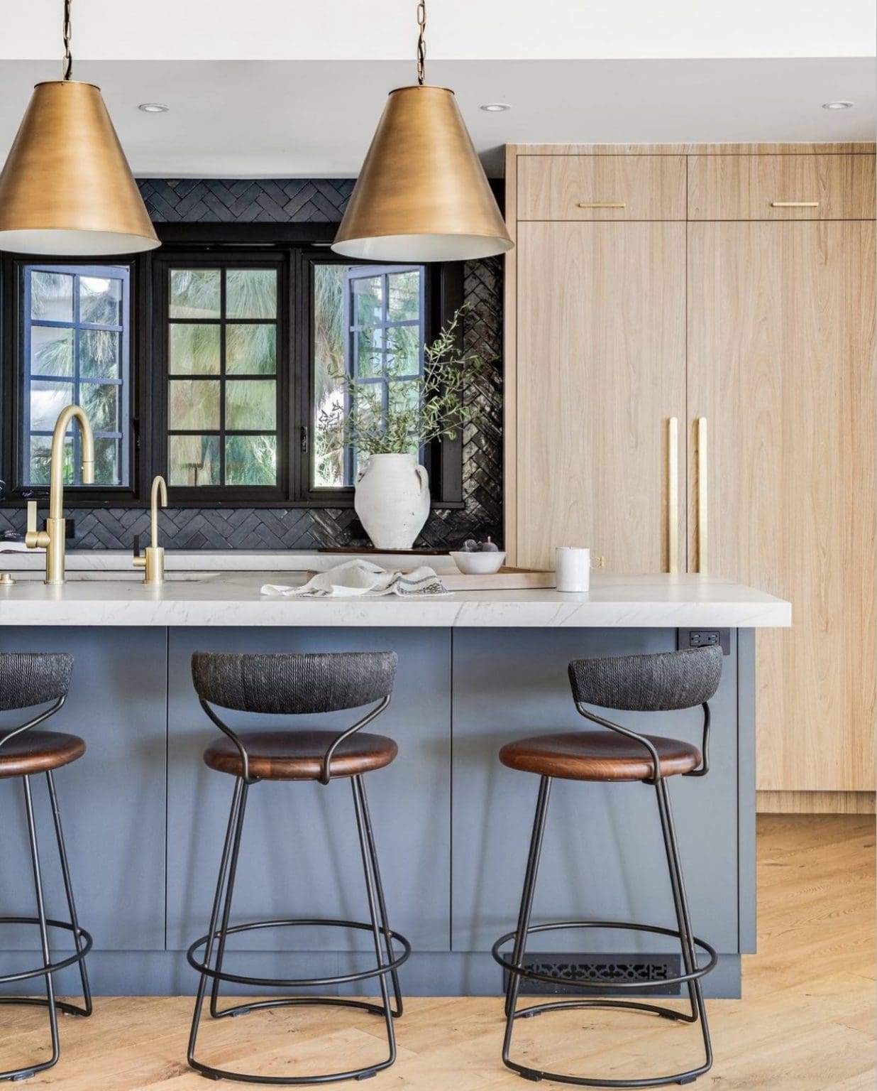 24 Beautiful Blue Kitchen Design Ideas