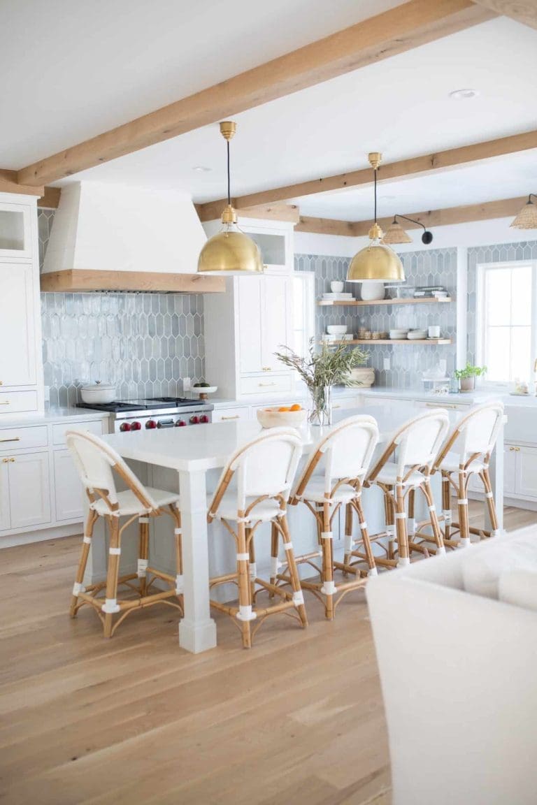 34 Dreamy Coastal Kitchen Ideas to Inspire You