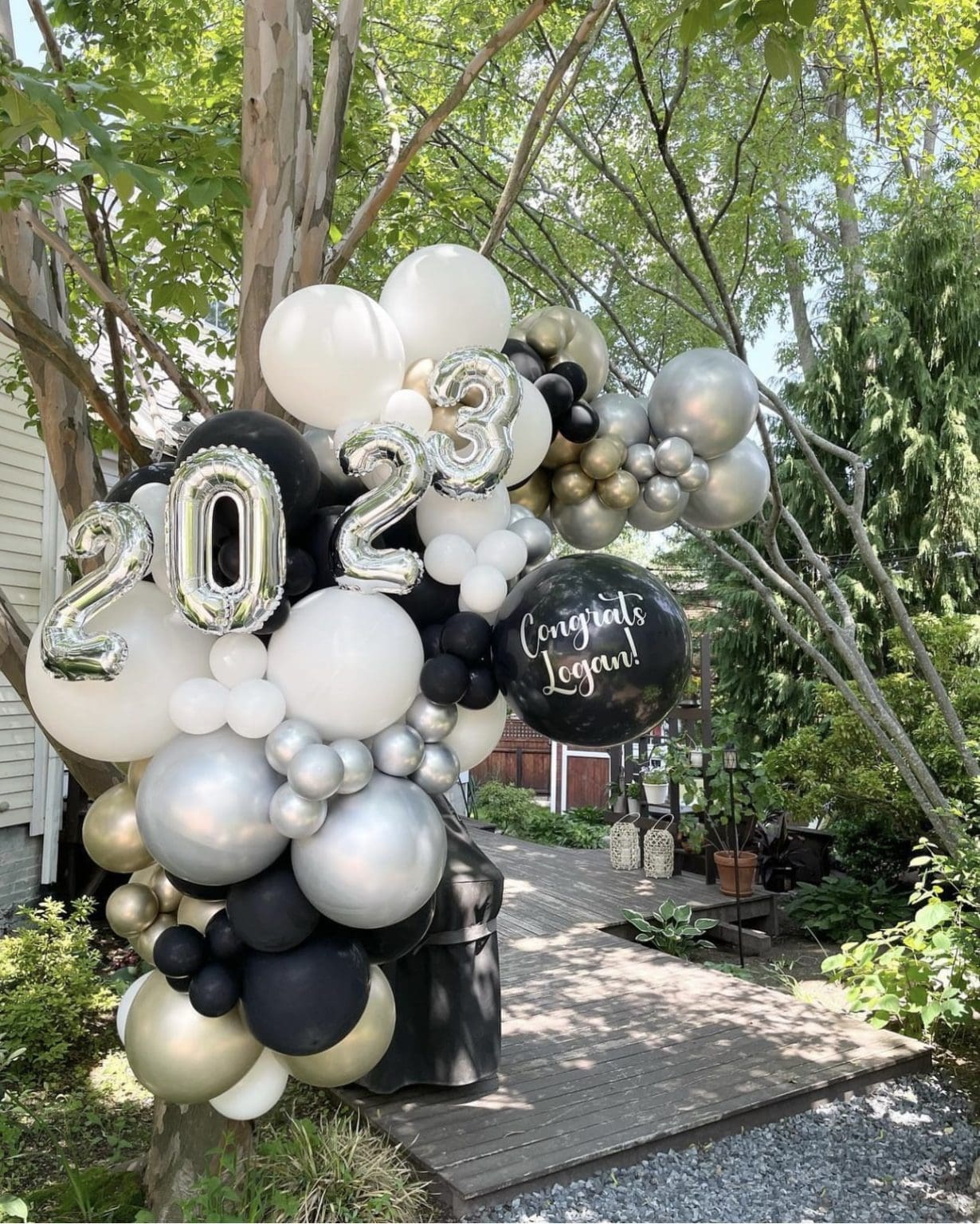 34 Best Backyard Graduation Party Ideas