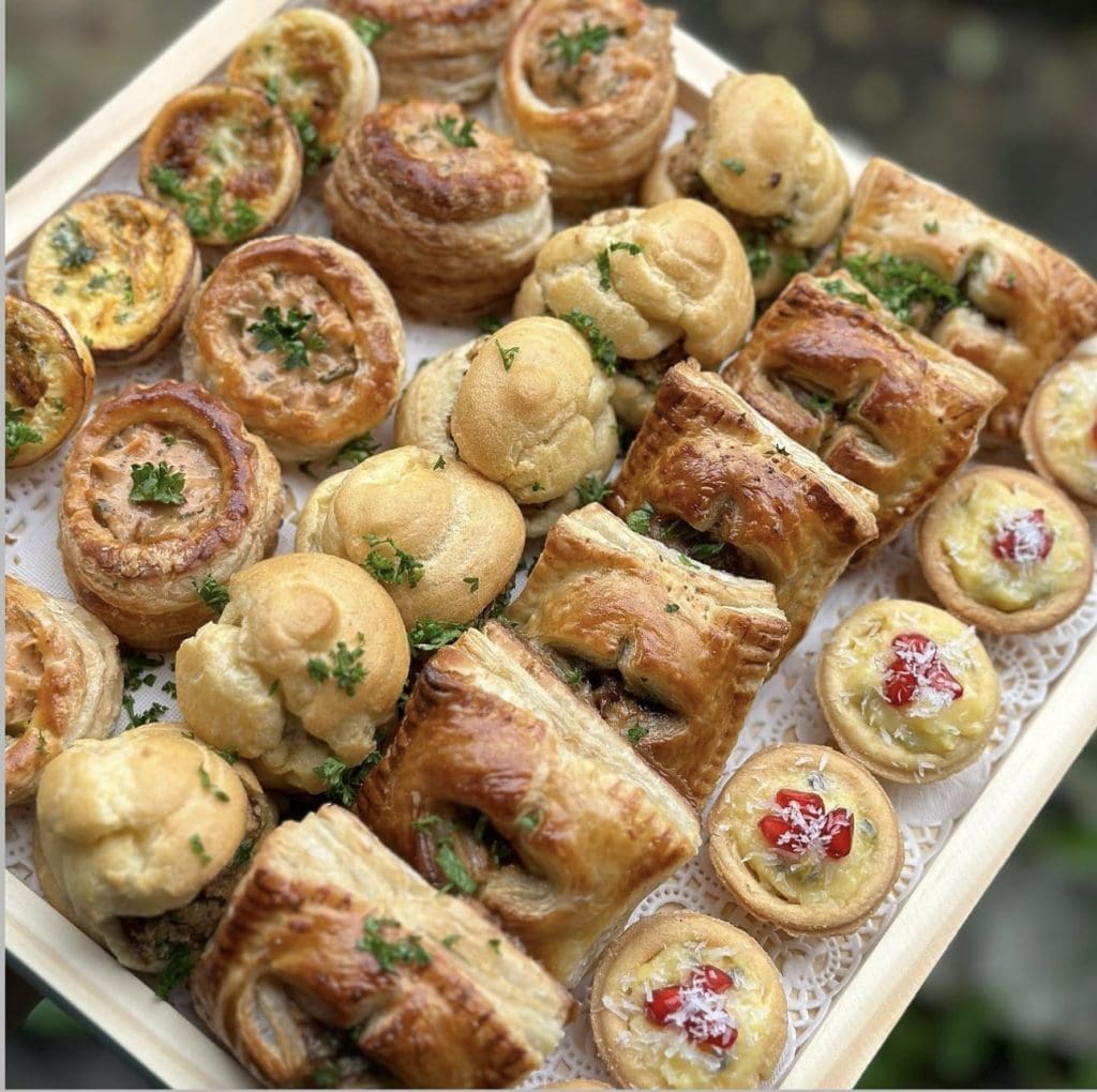 27 Easy and Delicious Pool Party Food Ideas Everyone Will Love