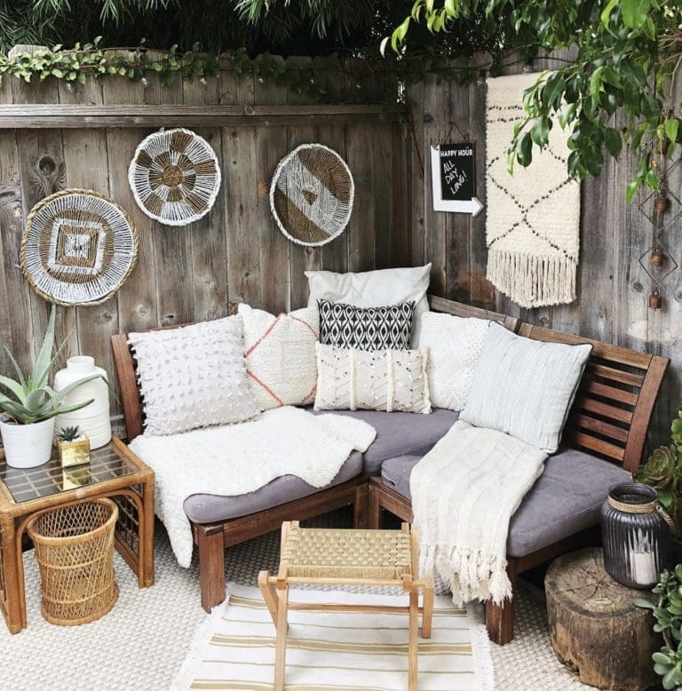 24 Stunning Bohemian Backyard Ideas