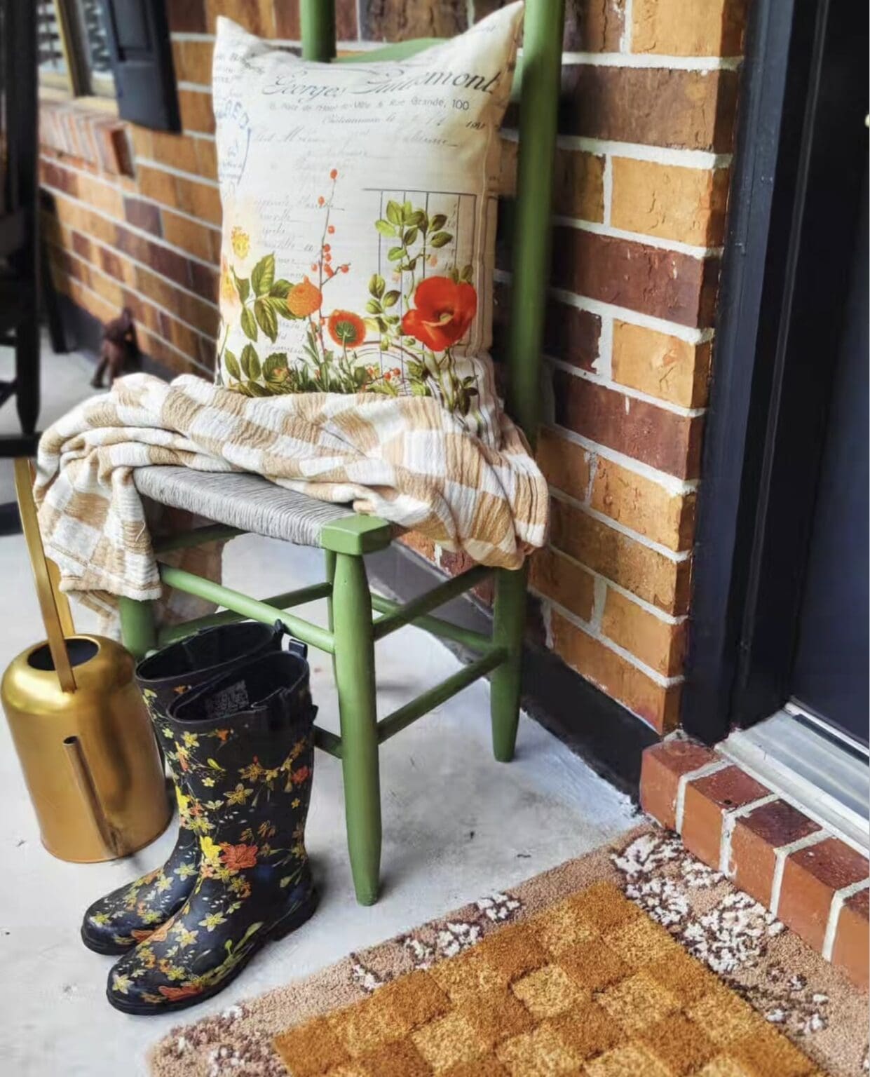 24 Super Cute Small Front Porch Ideas You'll Love
