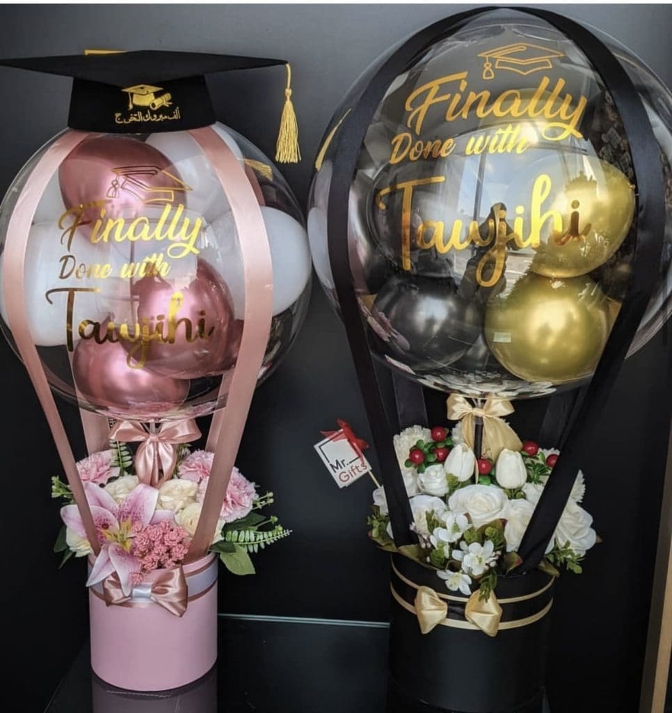 27 Best Graduation Party Centerpieces to Make a Statement