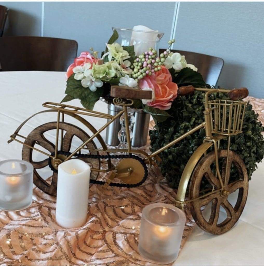 27 Best Graduation Party Centerpieces to Make a Statement