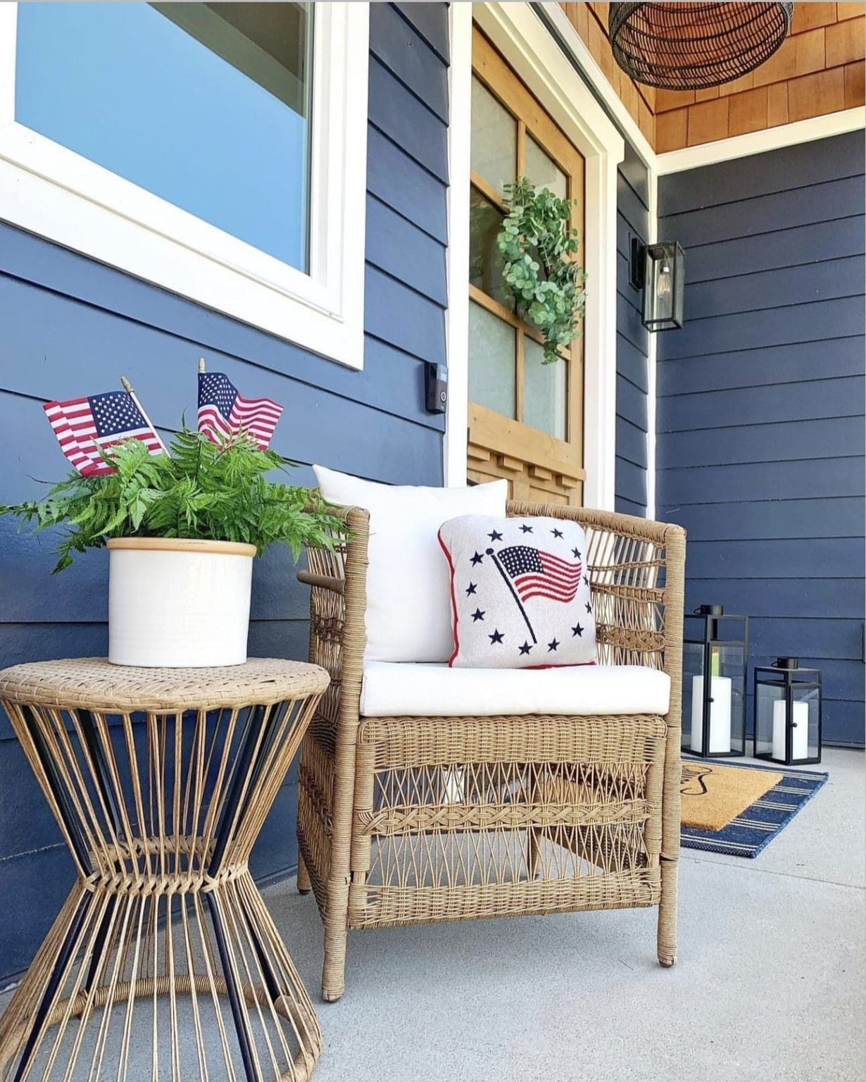 24 Super Cute Small Front Porch Ideas You'll Love