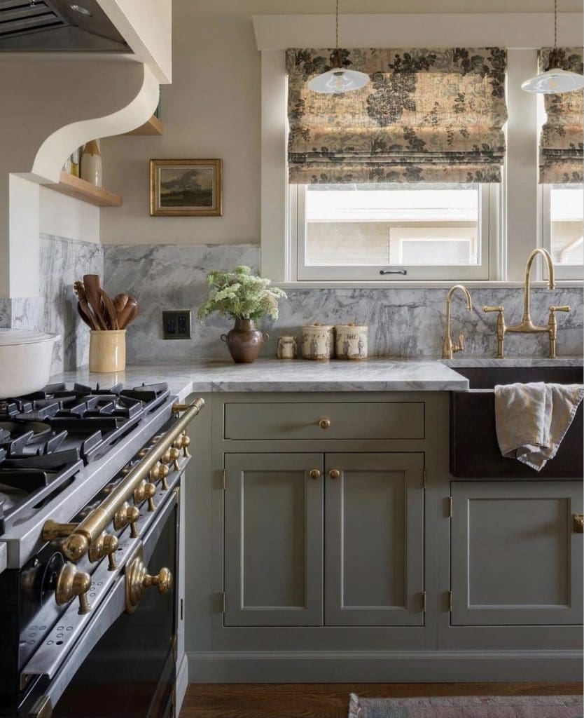 34 Best Dark Green Kitchen Ideas to Inspire You