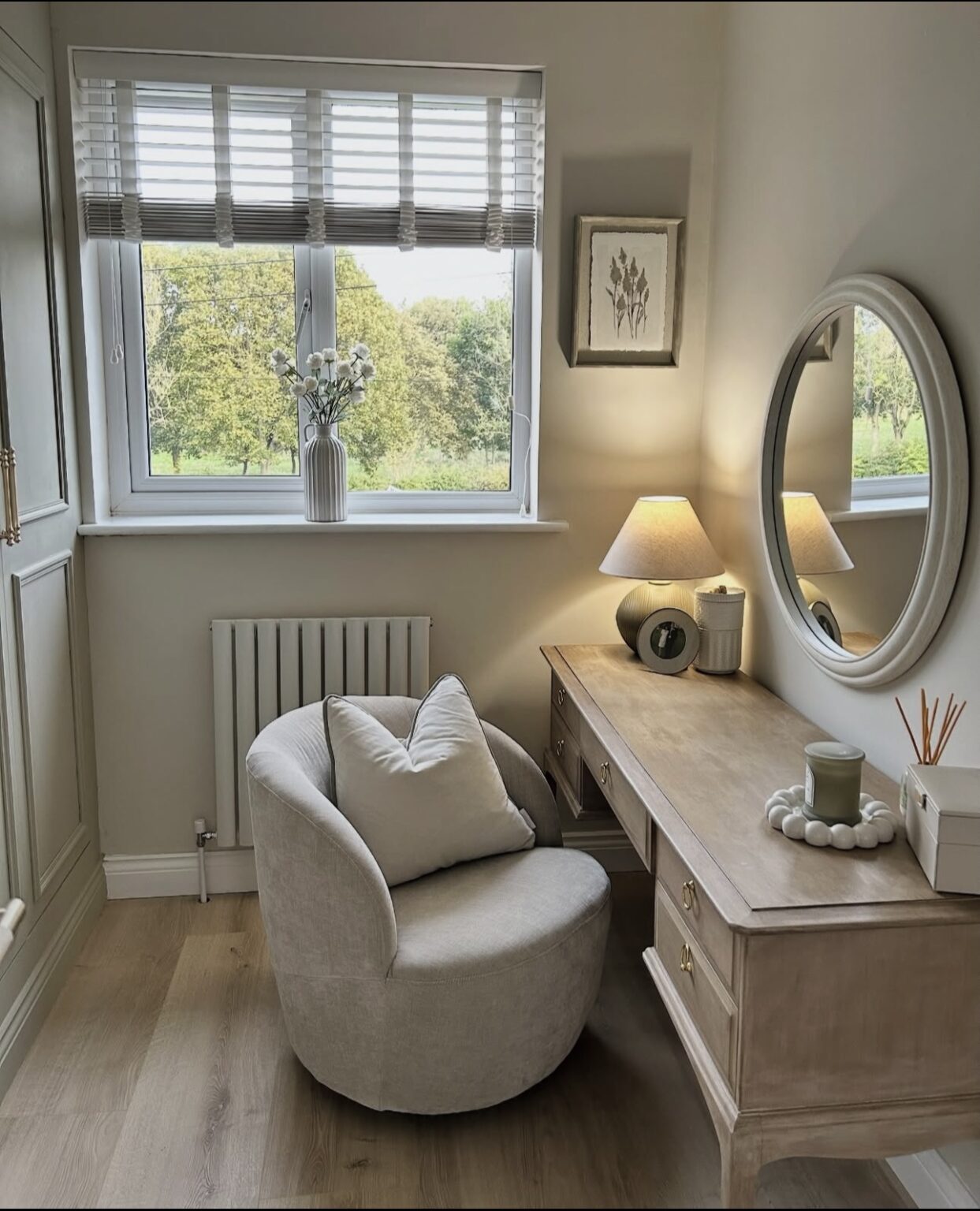 27 Super Chic Dressing Table Ideas You’ll Love