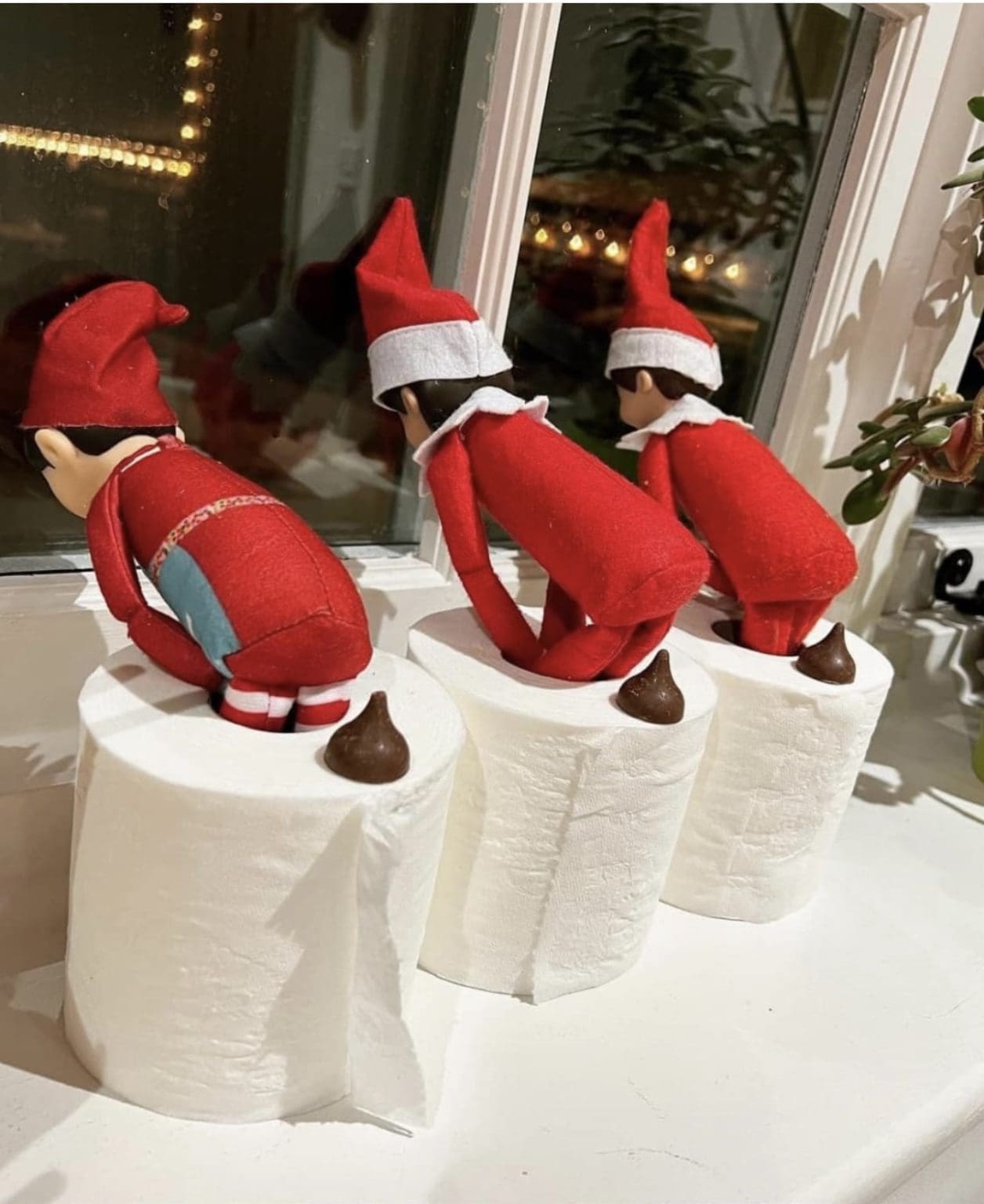29 Funny Elf on the Shelf Ideas Will Have the Whole Family Laughing