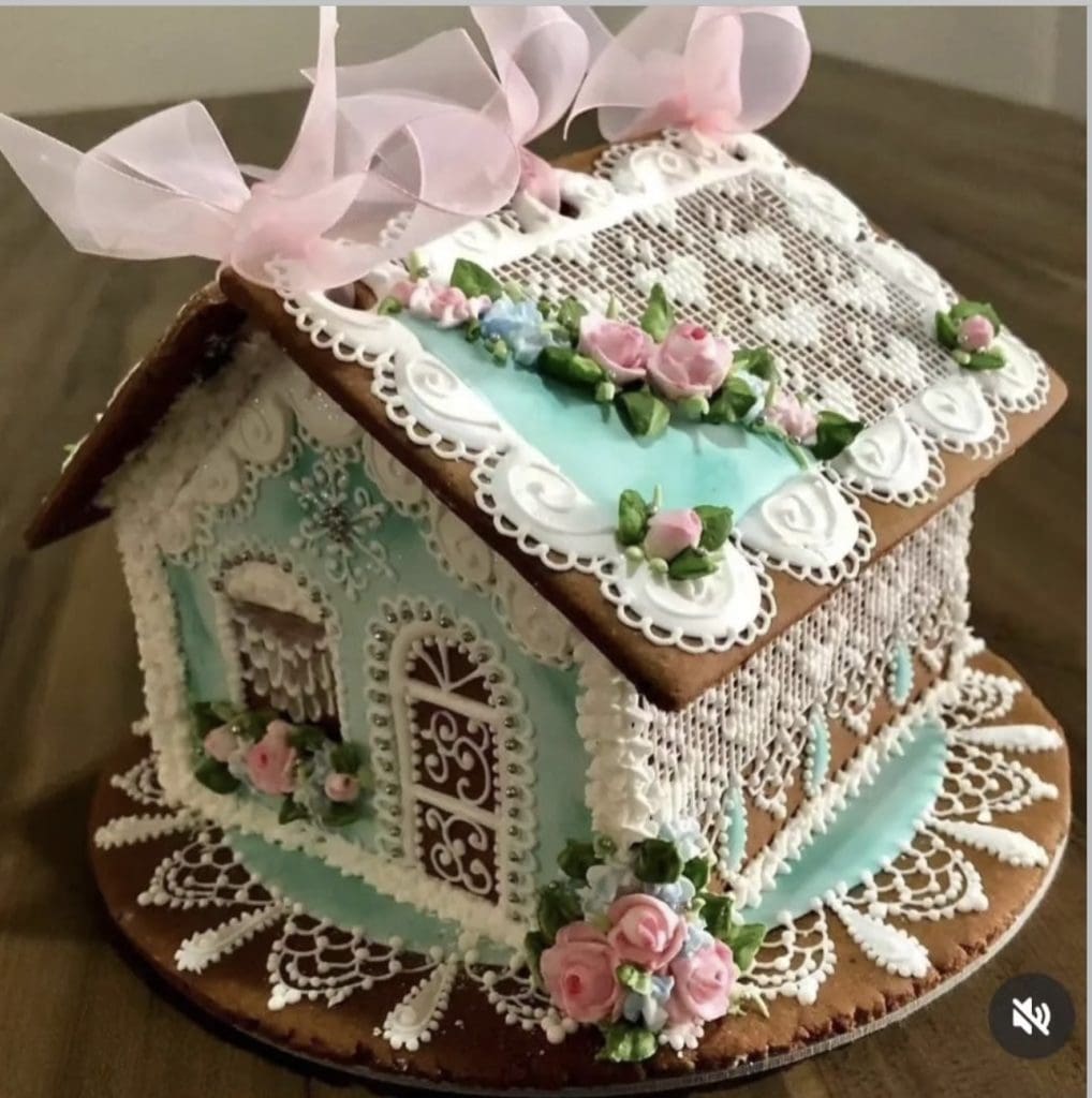 29 Creative Gingerbread House Decorating Ideas to Inspire You