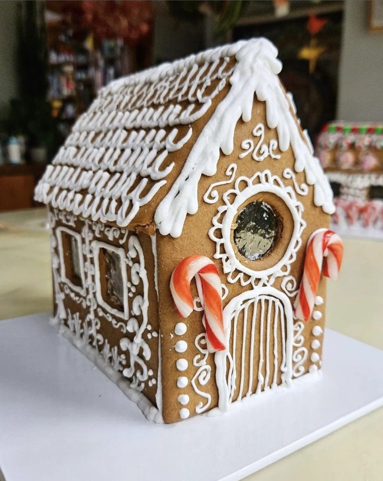 29 Creative Gingerbread House Decorating Ideas to Inspire You