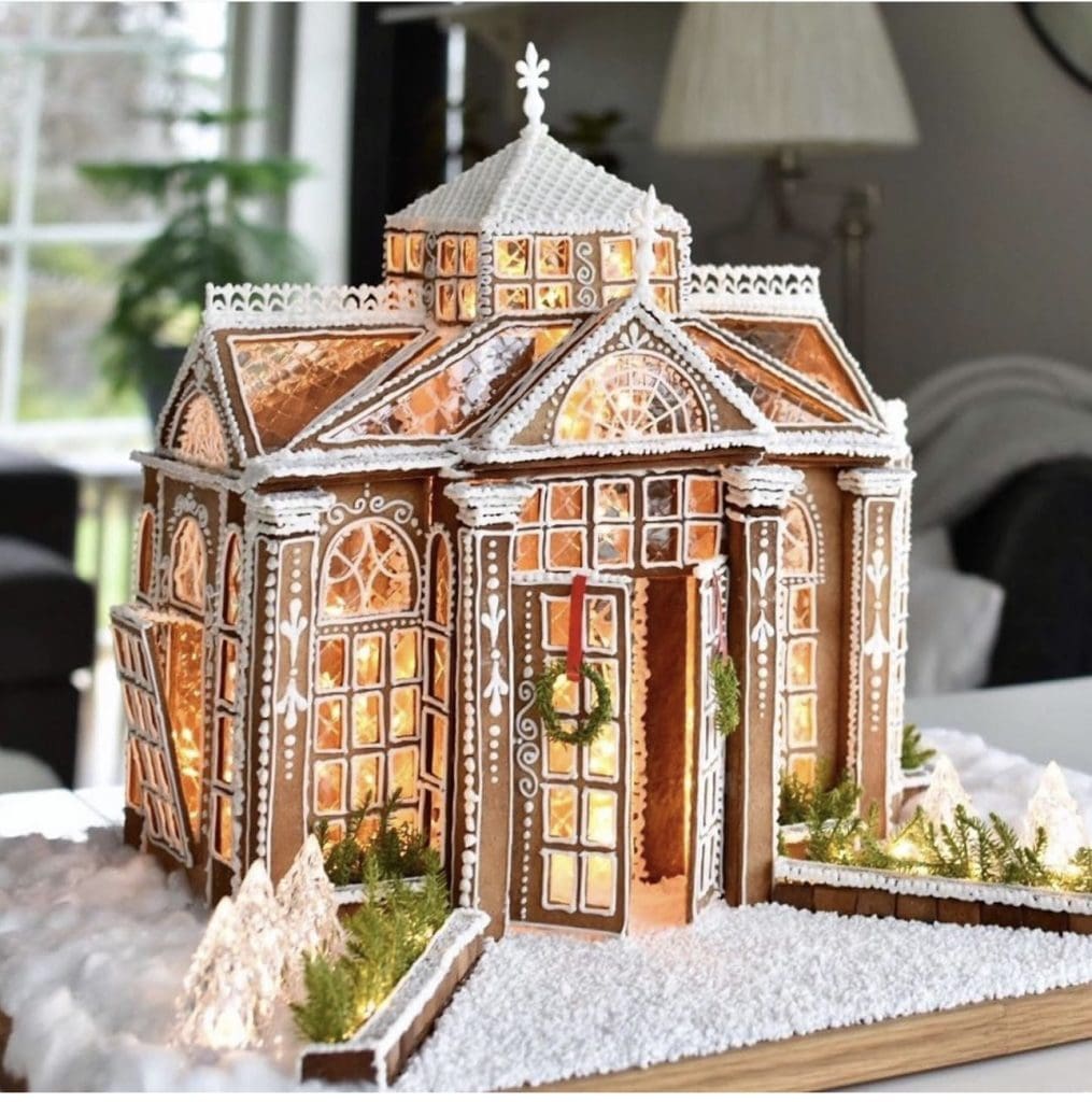 29 Creative Gingerbread House Decorating Ideas to Inspire You