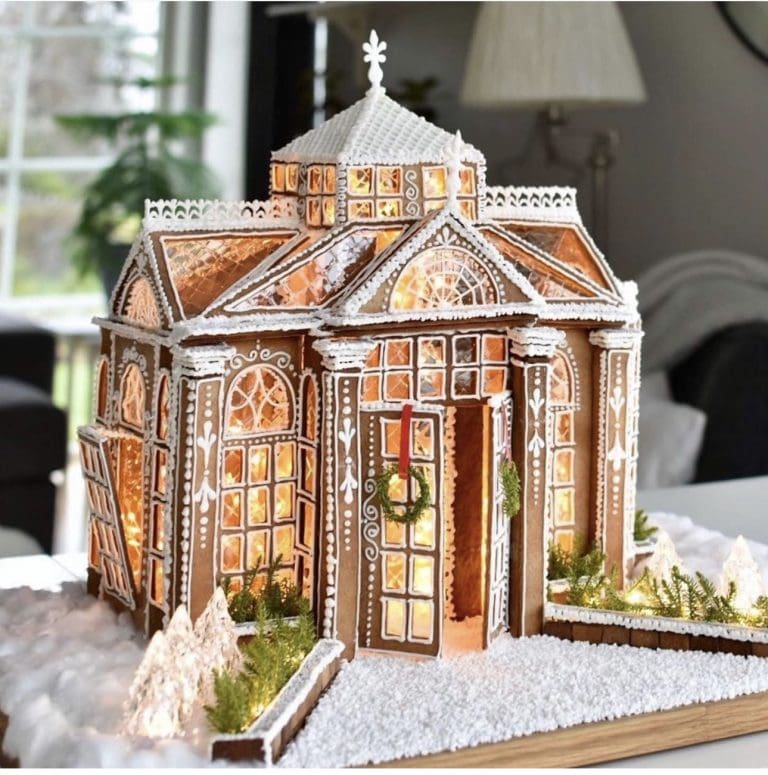 29 Creative Gingerbread House Decorating Ideas to Inspire You