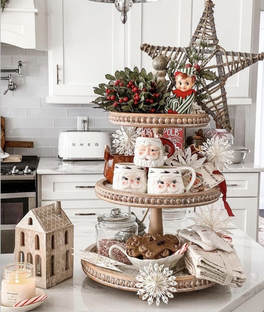 28 Christmas Tiered Tray Ideas for a Festive Display