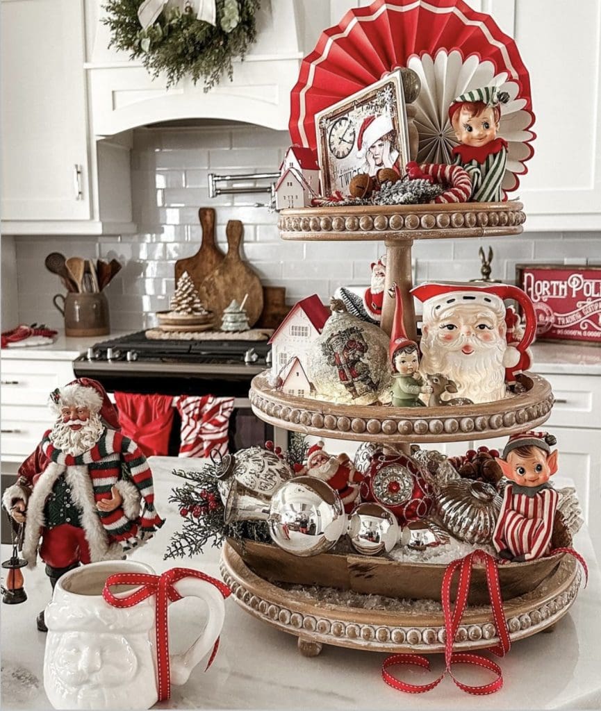 28 Christmas Tiered Tray Ideas for a Festive Display