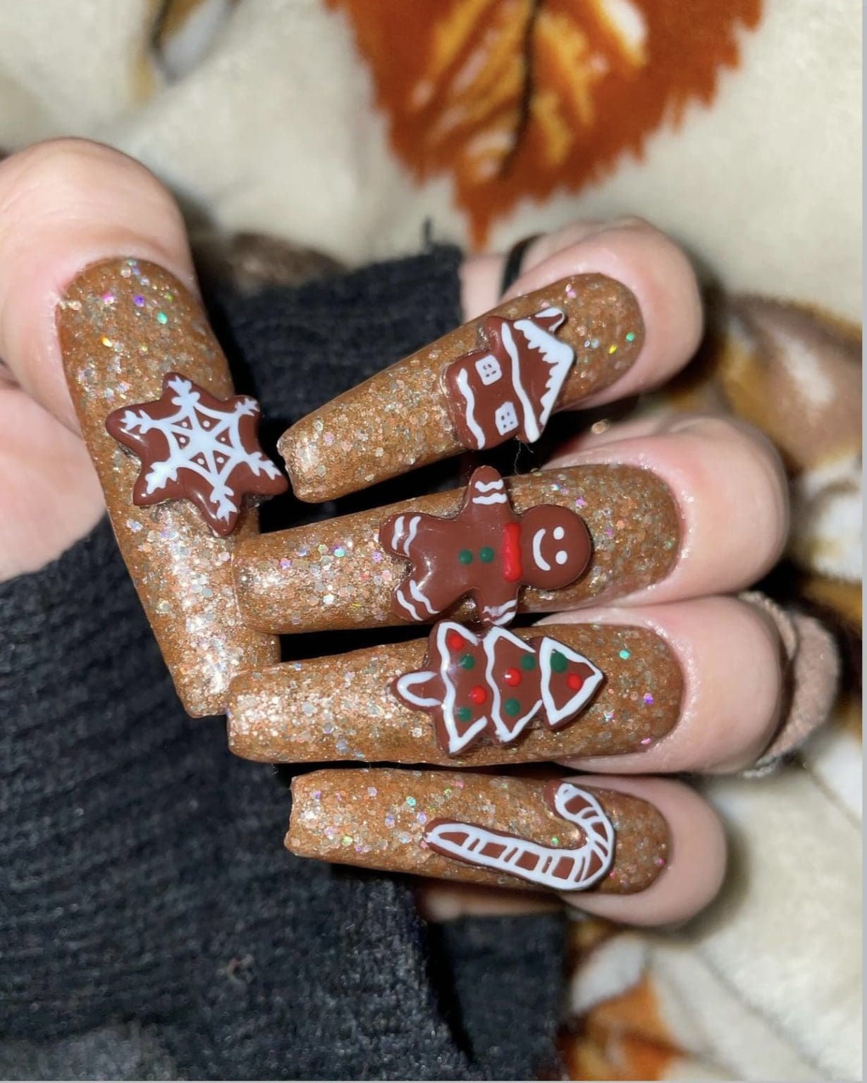 24 Gingerbread Nail Designs That Are Almost Good Enough to Eat