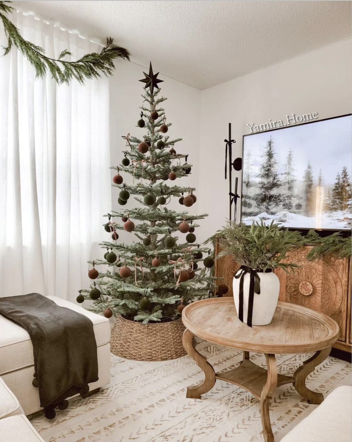 30 Neutral Christmas Decor Ideas You'll Love