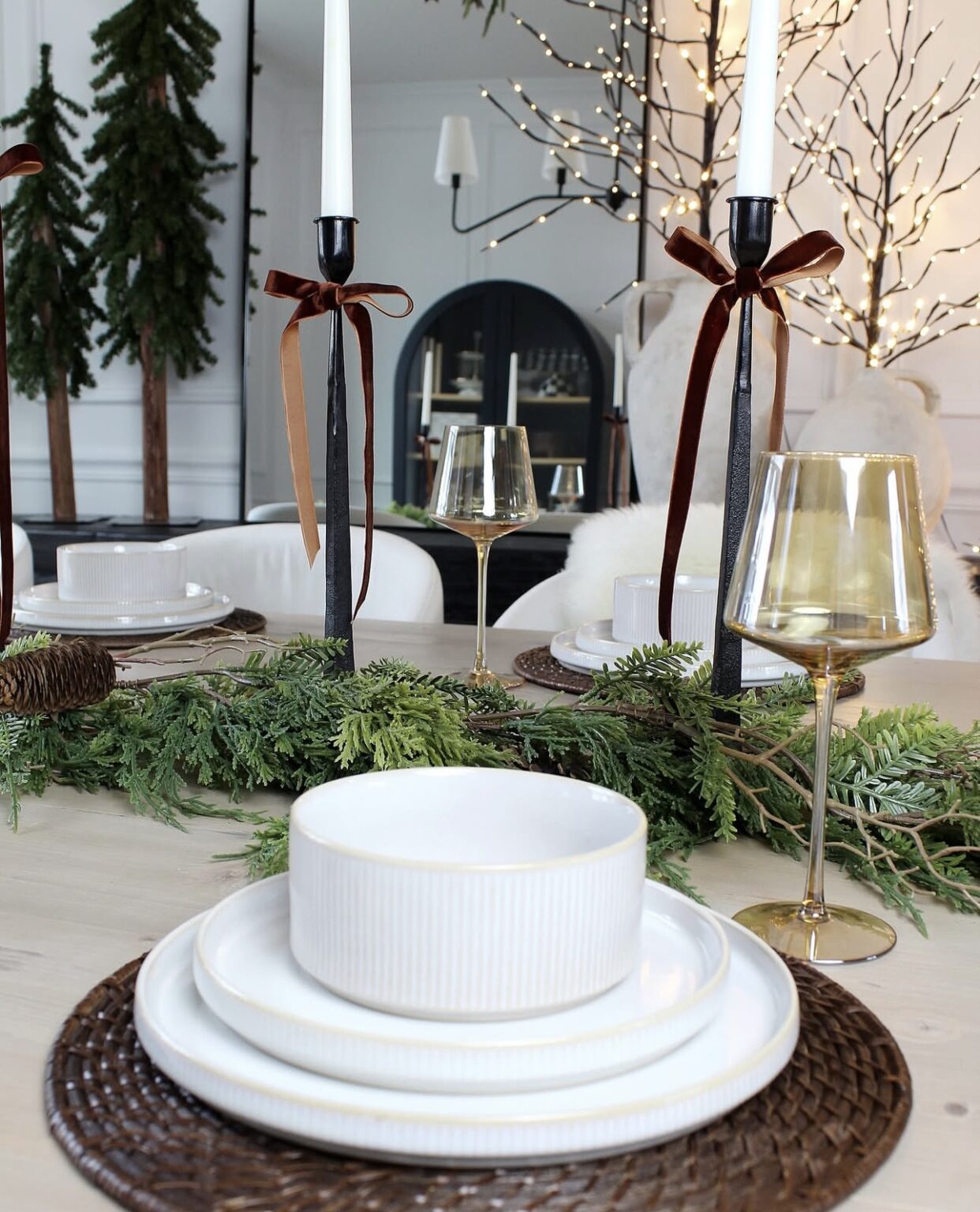 30 Neutral Christmas Decor Ideas for a Minimalist Look