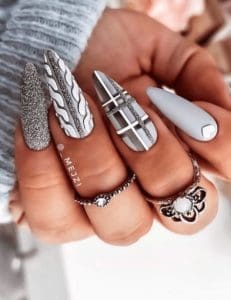 37 Best Plaid Nail Ideas to Perfect Your Cozy Look