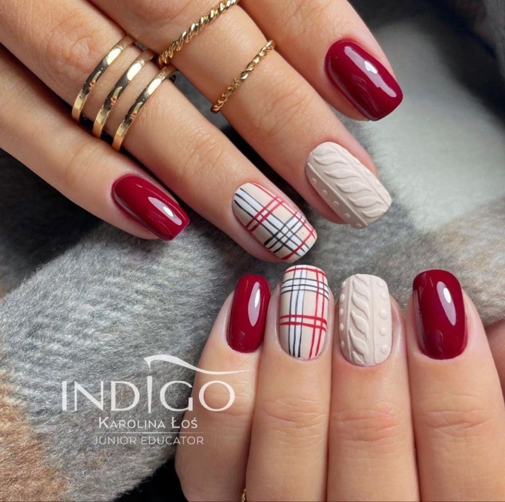 37 Best Plaid Nail Ideas to Perfect Your Cozy Look