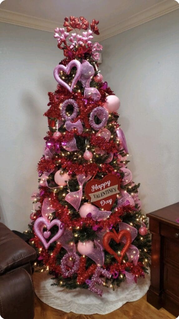 34 Stunning Valentine’s Tree Ideas to Celebrate Love