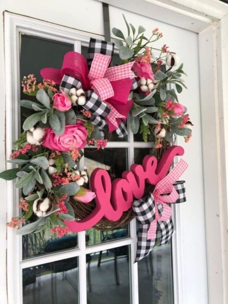 24 Romantic Valentine's Day Front Door Decor Ideas
