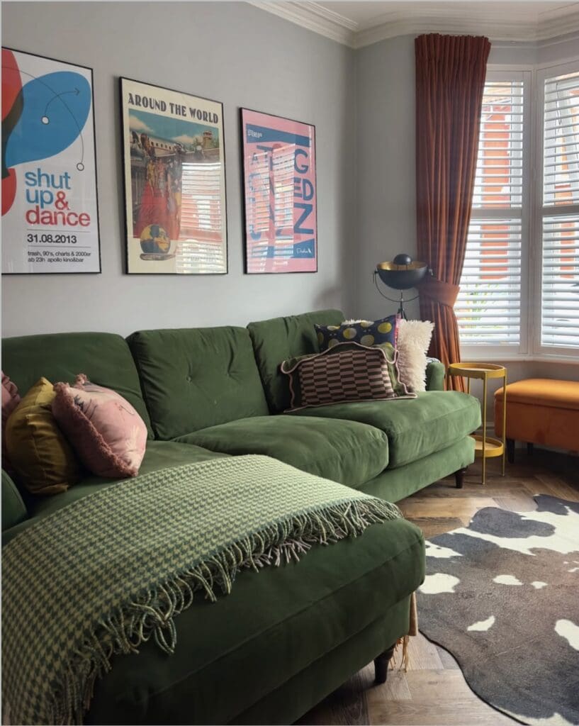 30 Stunning Green Sofa Living Room Ideas You'll Love