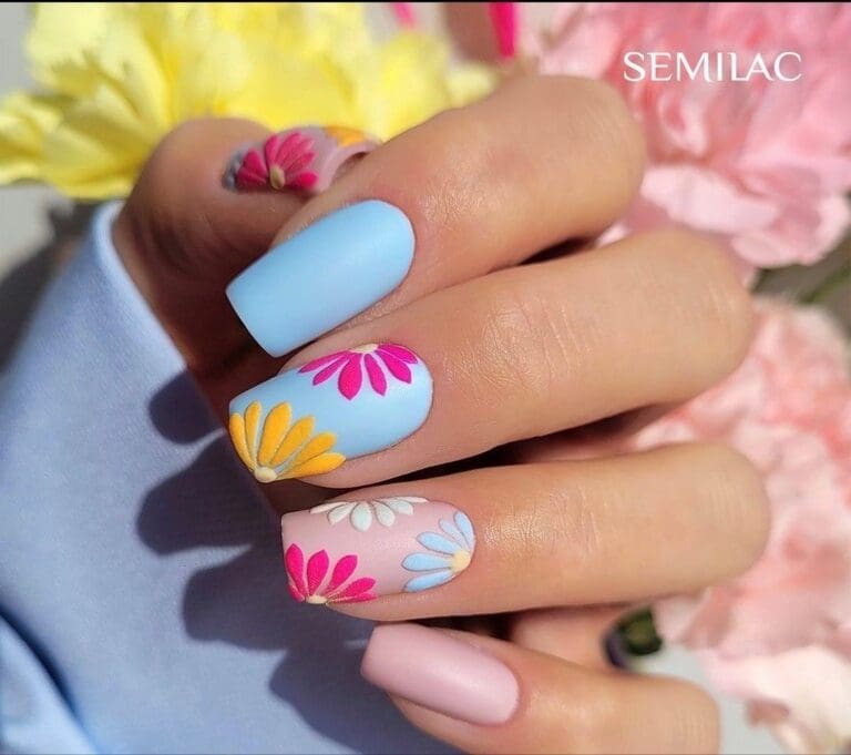 34 Insanely Cute Spring Nail Design Ideas You'll Love