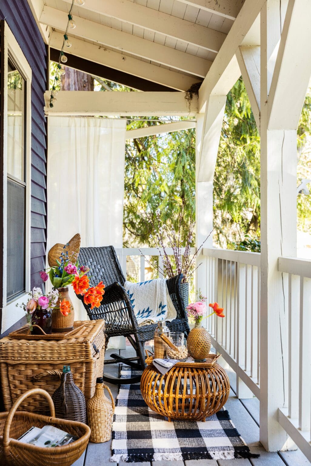 27 Stunning Spring Front Porch Decor Ideas You'll Love
