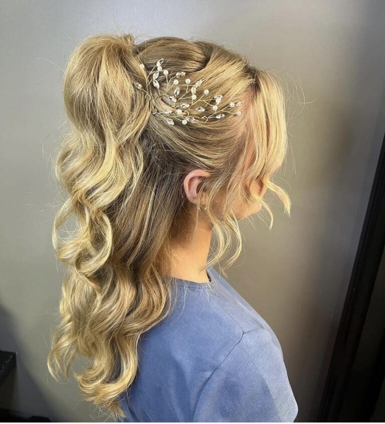 40 Insanely Cute Prom Hairstyles for Every Hair Type