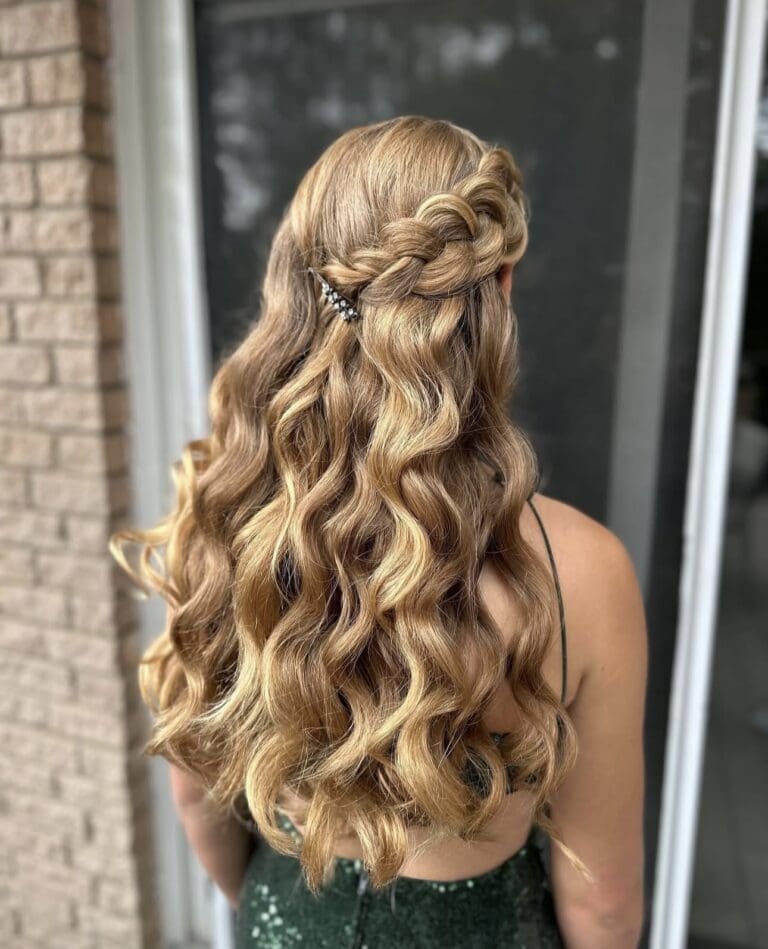 40 Insanely Cute Prom Hairstyles for Every Hair Type