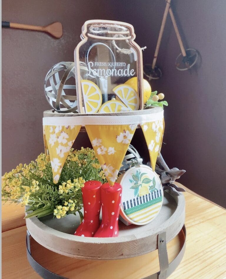 30 Stunning Summer Tiered Tray Ideas to Brighten Up Your Space