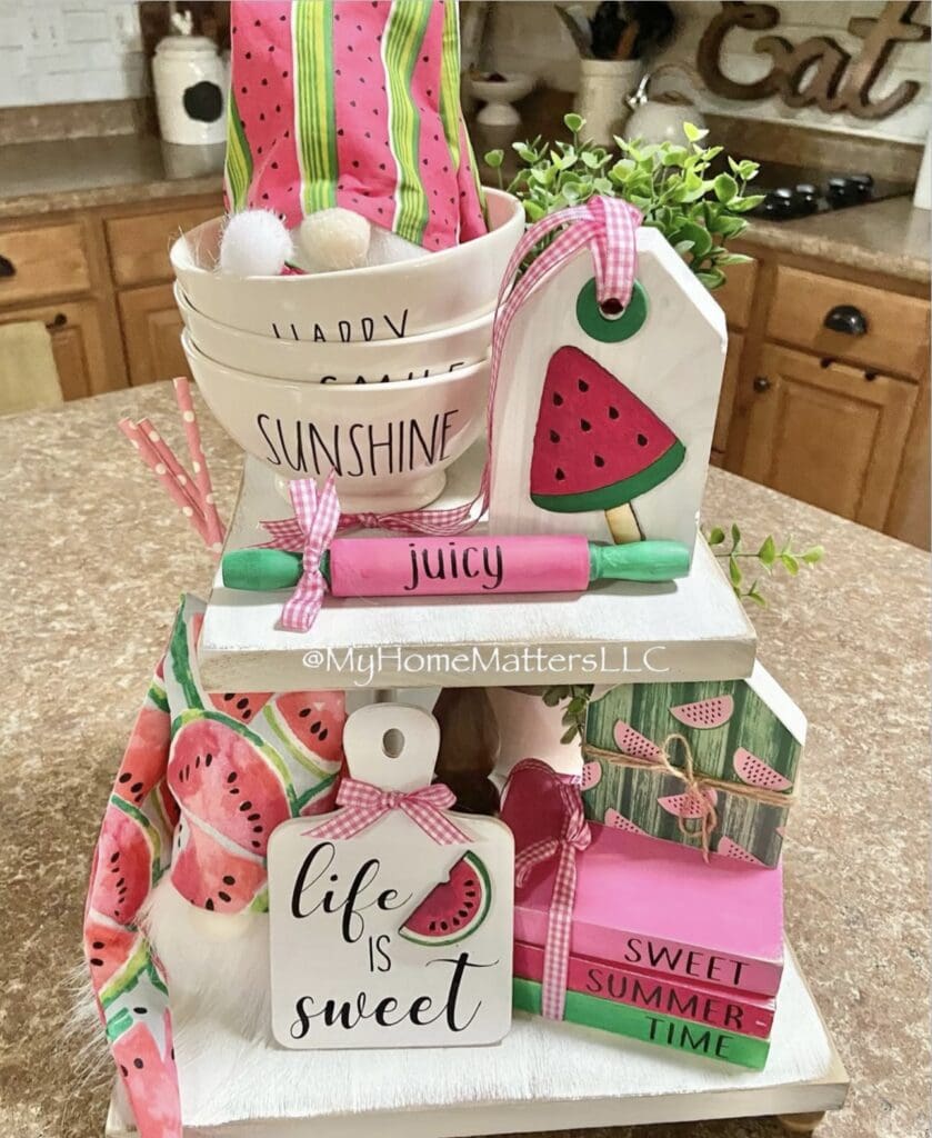 30 Stunning Summer Tiered Tray Ideas to Brighten Up Your Space