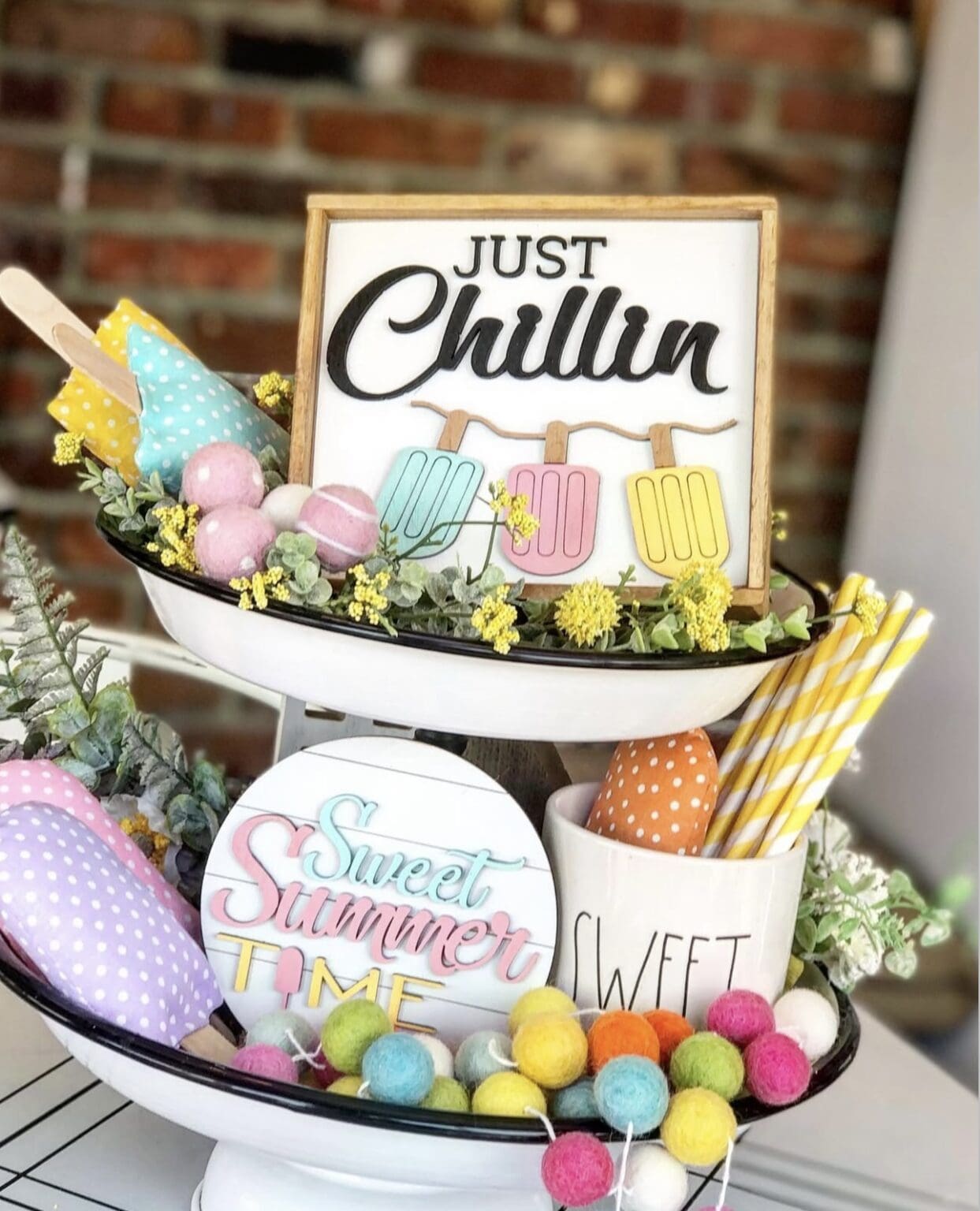 30 Stunning Summer Tiered Tray Ideas to Brighten Up Your Space