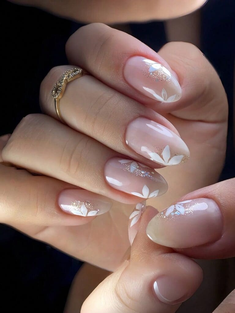 32 Stunning Neutral Summer Nail Ideas You'll Love
