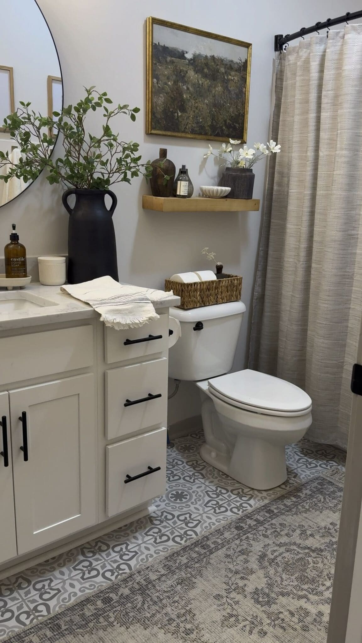 24 Top of Toilet Decor Ideas That Instantly Elevate Your Bathroom