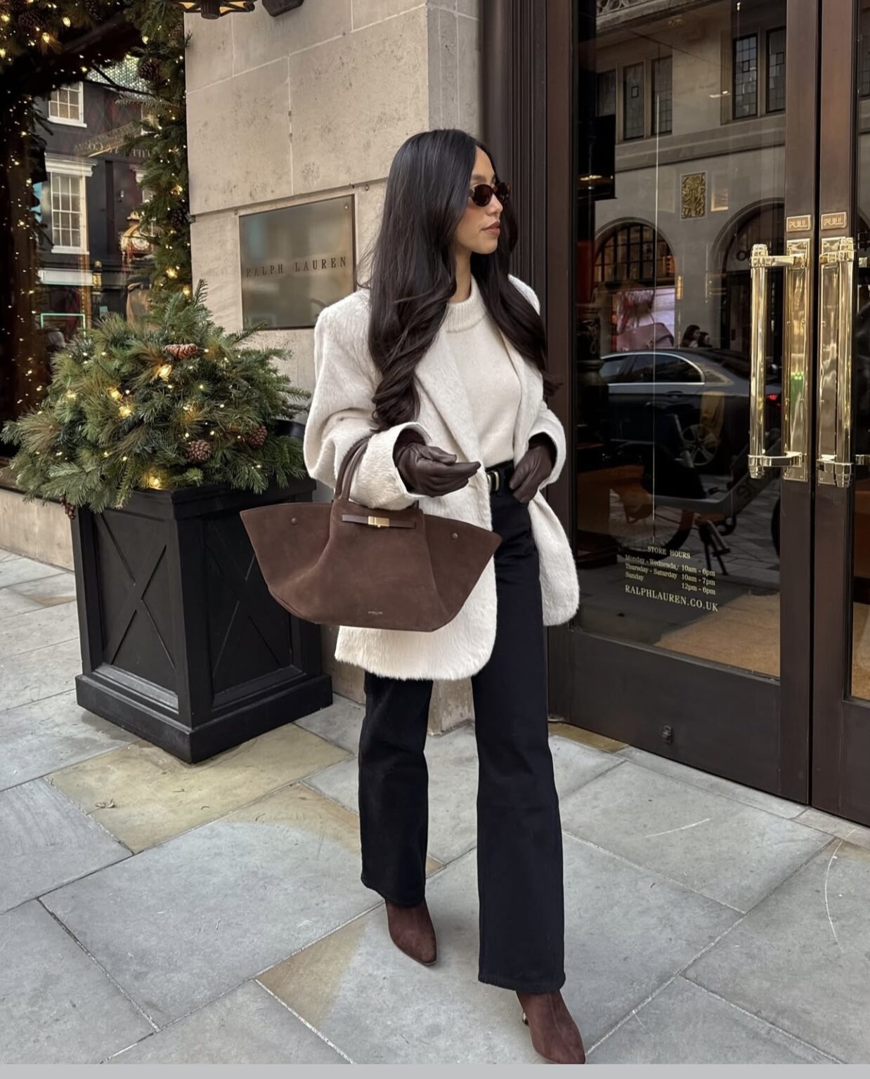 30 Cozy Winter Outfit Ideas to Stay Warm & Stylish