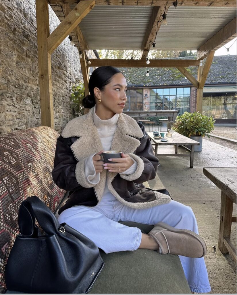 30 Cozy Winter Outfit Ideas to Stay Warm & Stylish