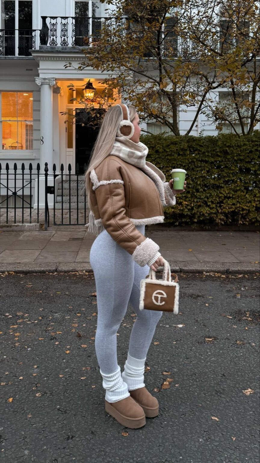 30 Cozy Winter Outfit Ideas to Stay Warm & Stylish