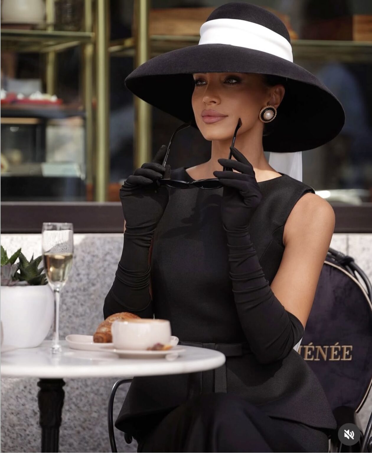35 Old Money Outfit Ideas for an Elegant Look